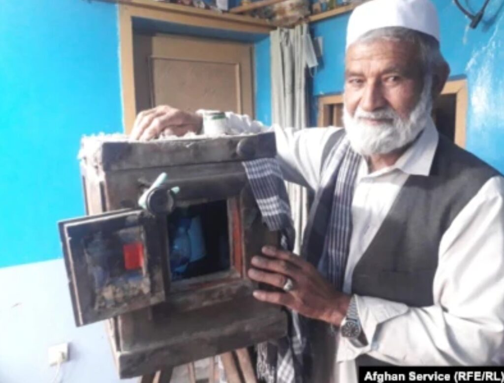 The Amazing Rise And Fall Of Century-Old Afghan Box Cameras | Afghan ...